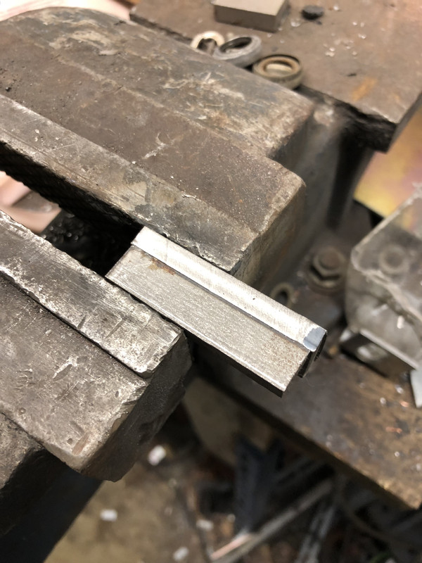 A0 BFAAB8 C5 C1 46 C8 8 CF4 E8495 B0 C084 A — Postimages