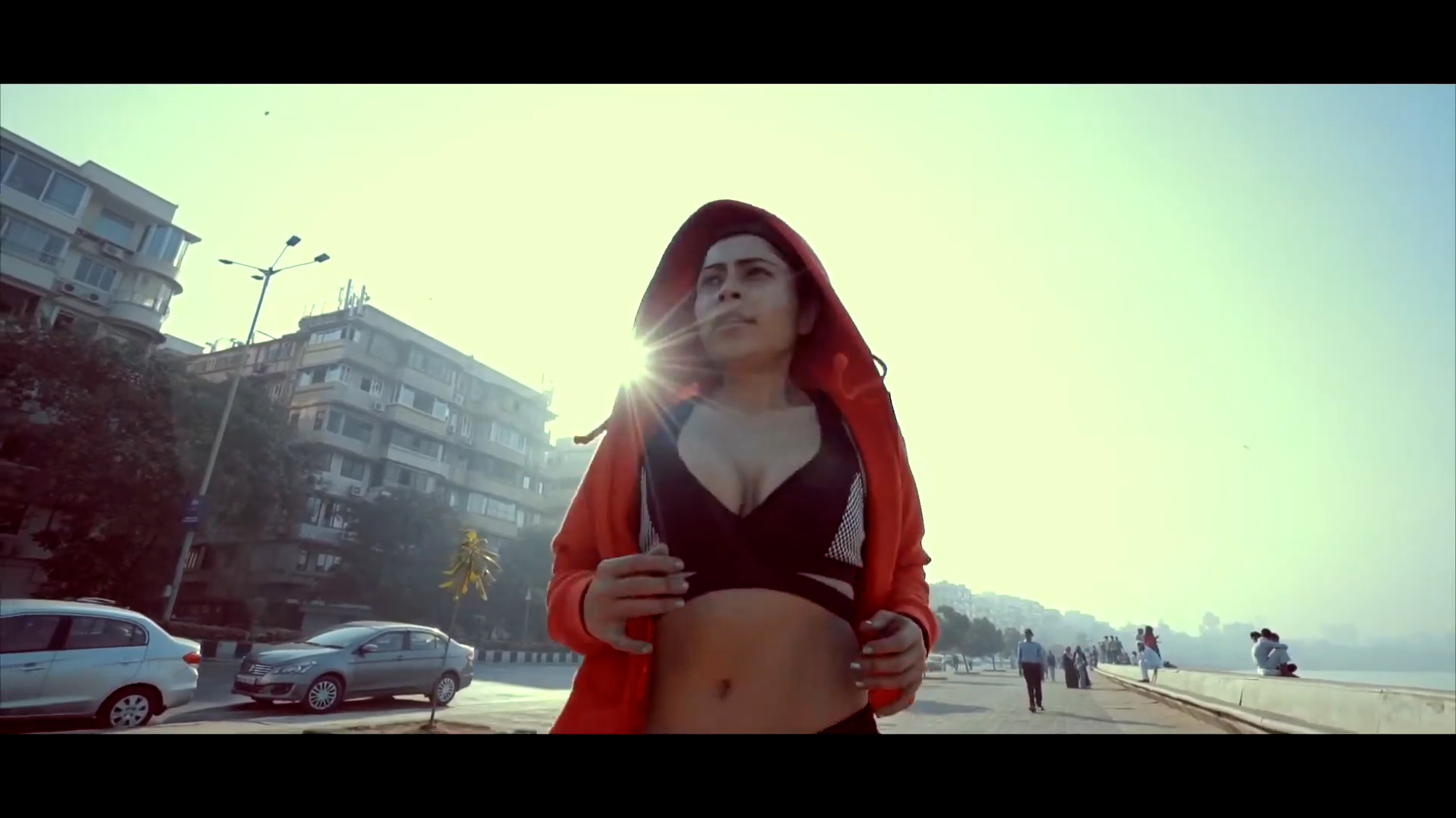 Farrah Kader RUN 00 00 41 12 Still017 — Postimages