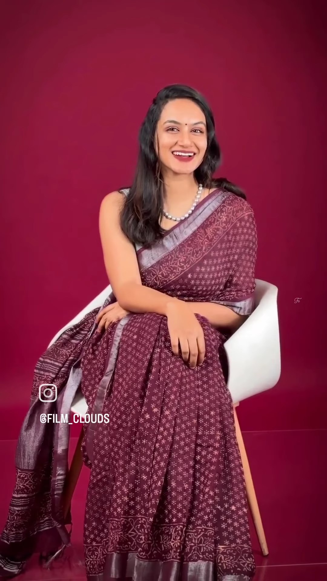 Nileen Sandra rar navel show mp4 snapshot 00 28 000 — Postimages