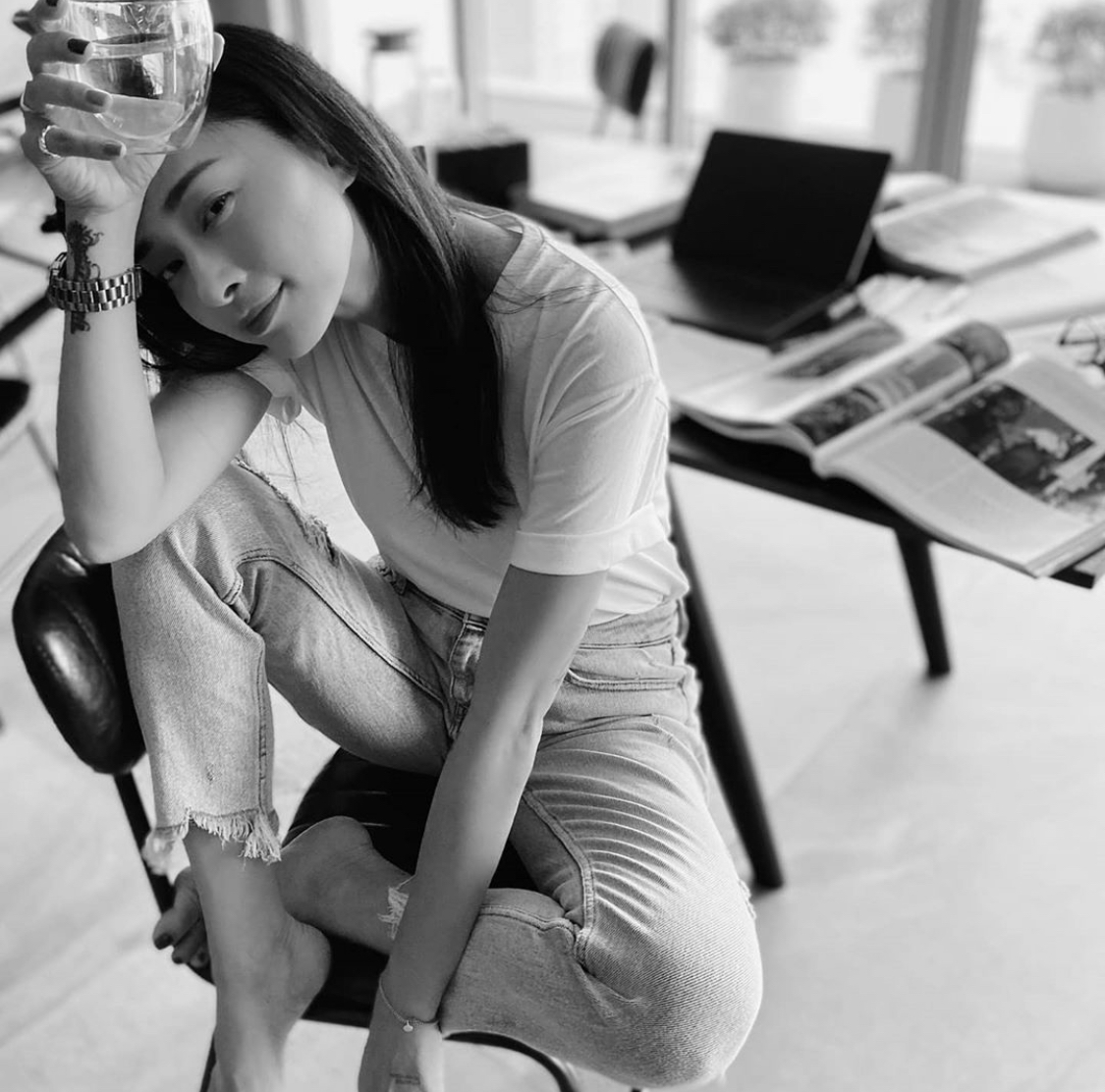 Veronica Ngo Feet 5265617 — Postimages