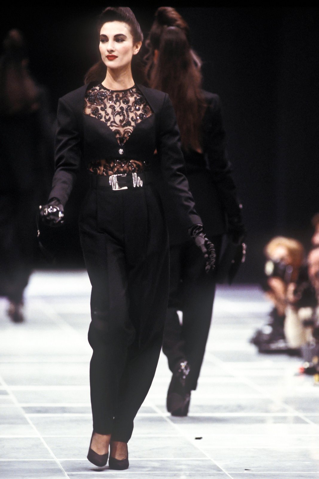 Fashion Classic: Gianni VERSACE Fall/Winter 1986 | The Internet's ...