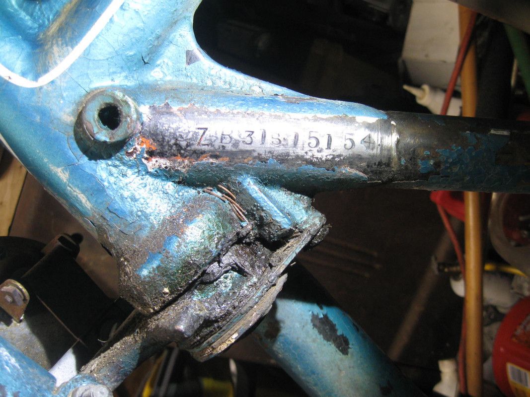 Removing a 1951 BSA ZB34 A head - Britbike forum