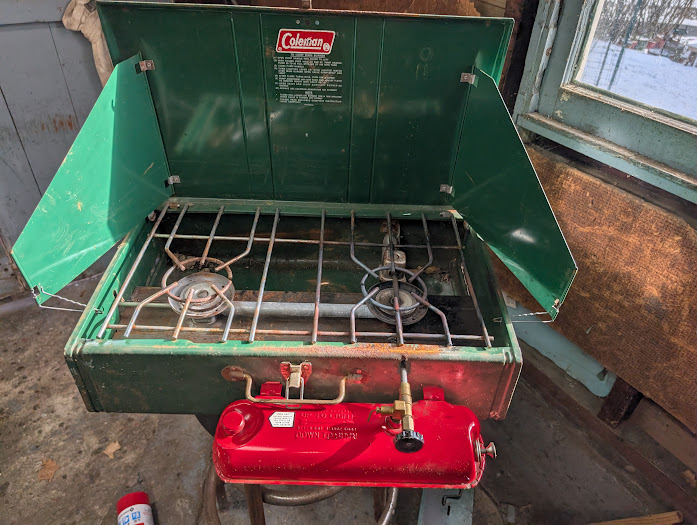 Free Green 413 G Stove - The Coleman Collectors Forum