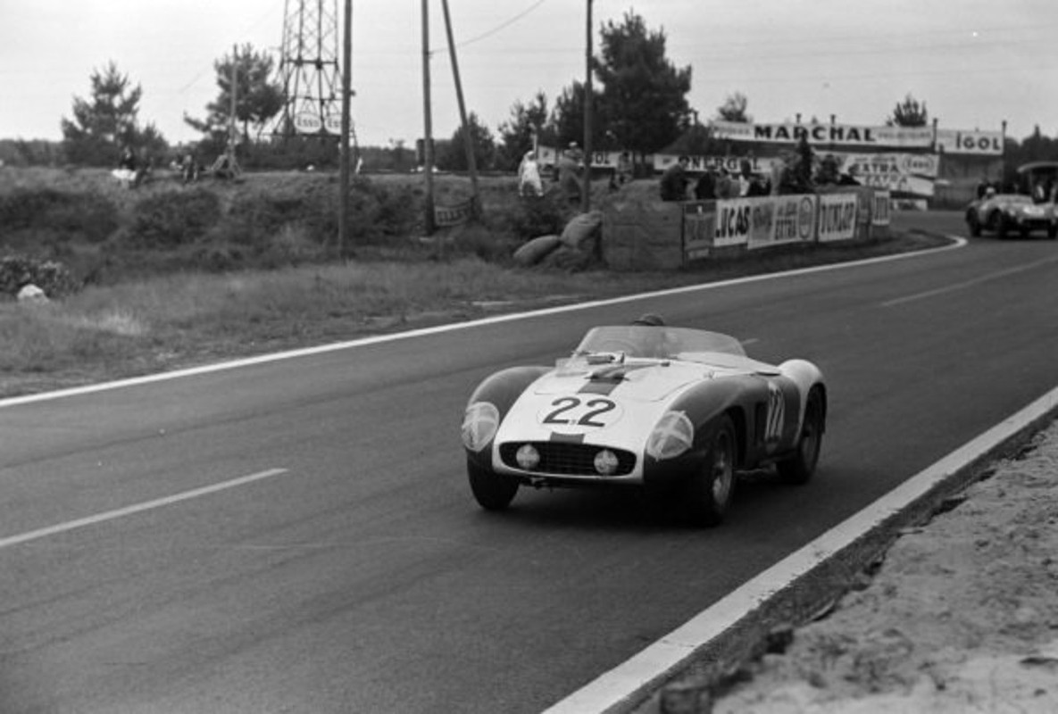 56lm22 Ferrari 500 TR Francois Picard Robert Tappan Howard Hively ...