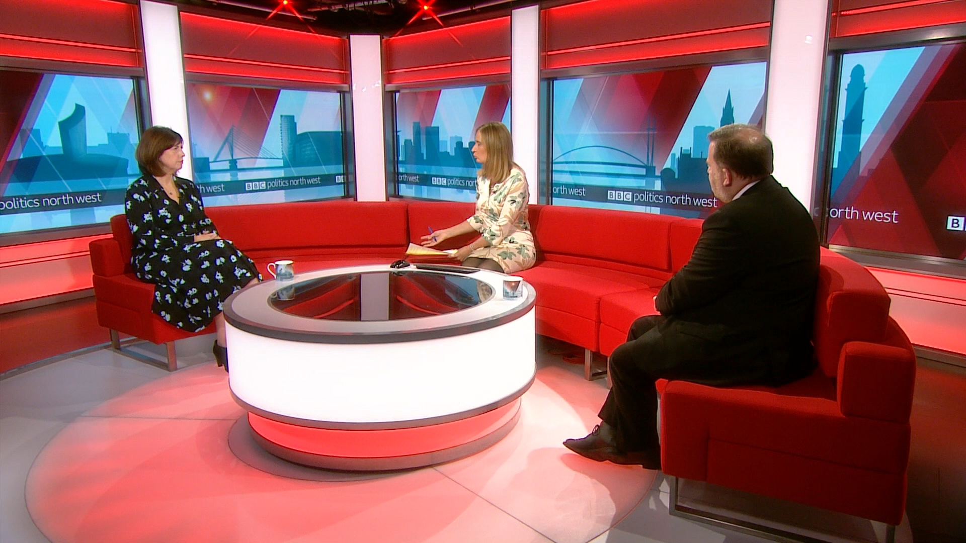 This Is BBC One HD 20211003 08300900 ts snapshot 17 14 712 — Postimages