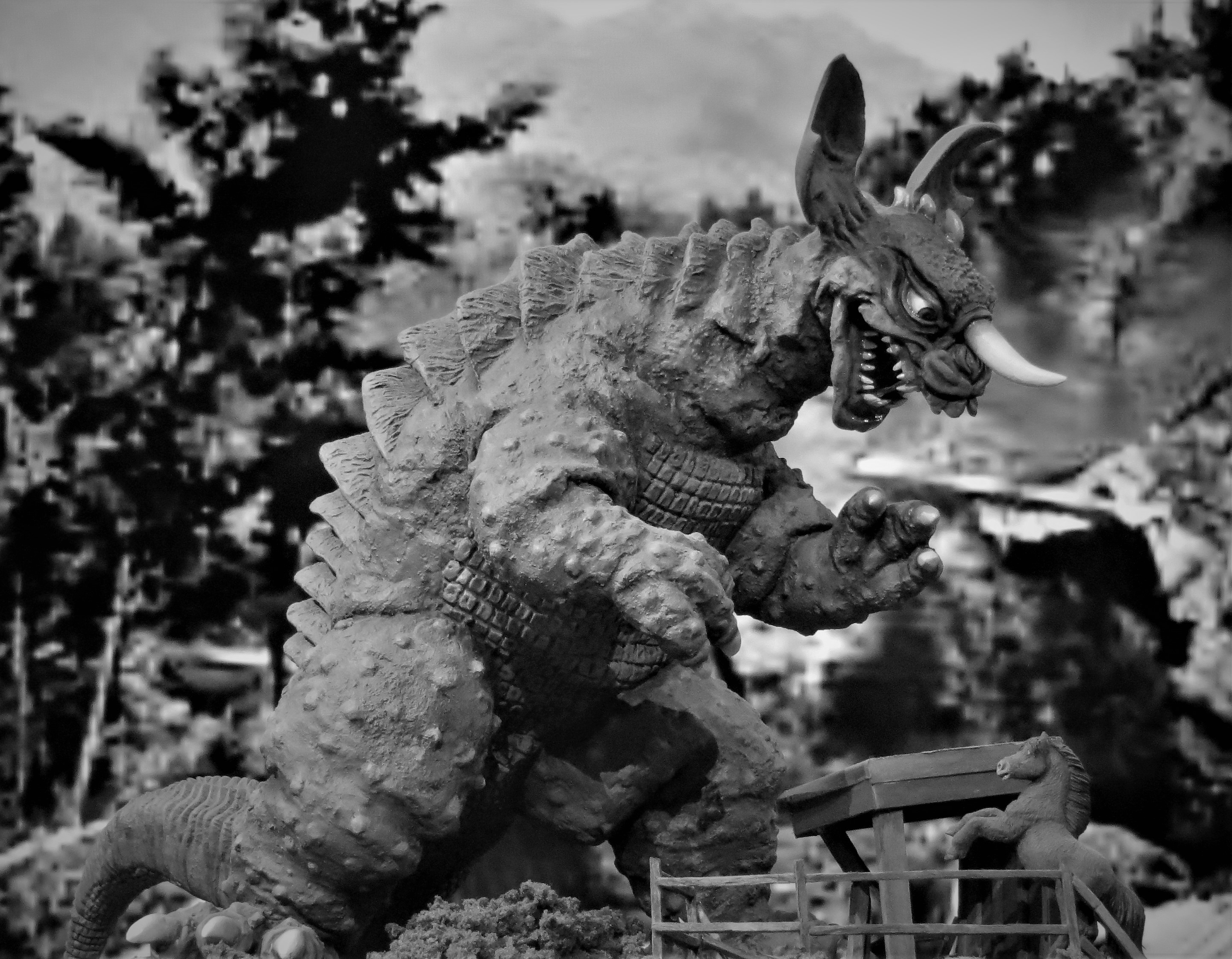 Baragon's Little Pony Gray Scale Background — Postimages