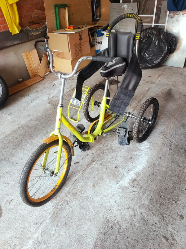 8420192 D FBEE 42 AE B7 DA 4 D295 B2 C2 D0 F — Postimages