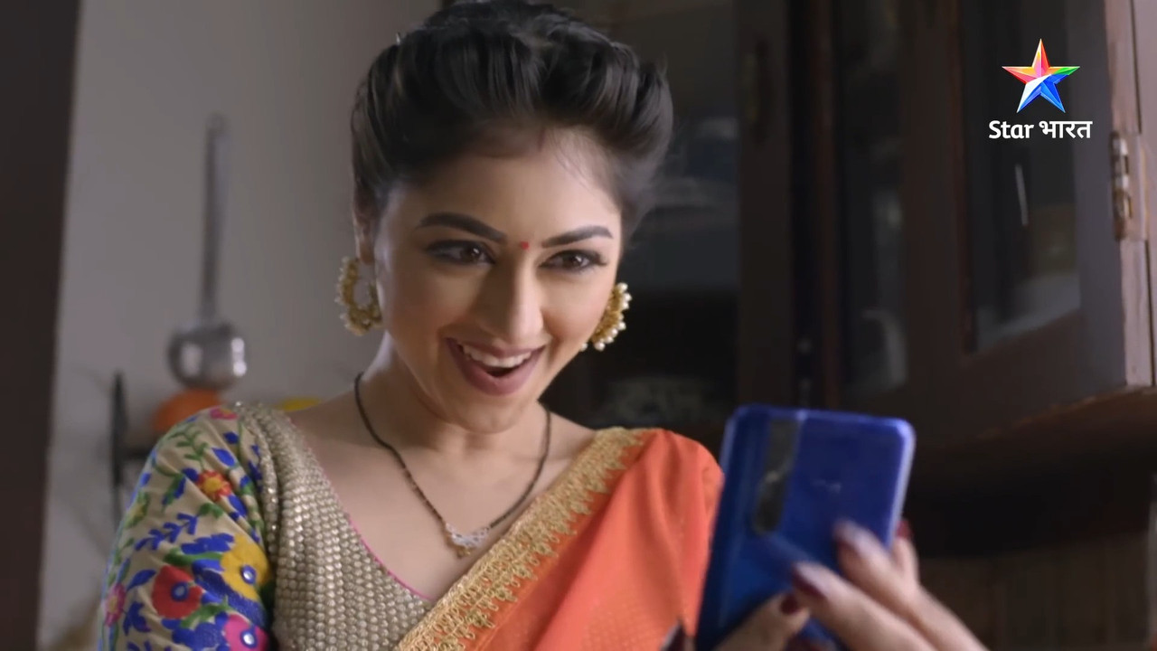 Reema Wohrah Sexy Busty boobs and navel in saree savdhaan india mp4 snapshot 00 00 355 — Postimages