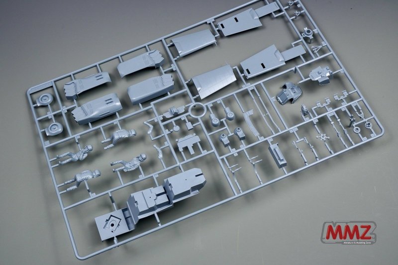 1/35 - Boeing AH-64A Apache by Academy (Kangnam/Hapdong Tech plastic ...