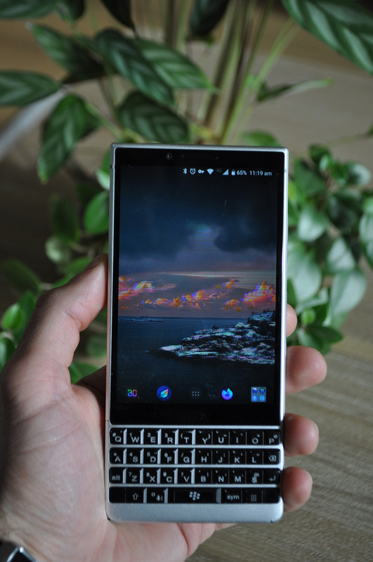 I fixed the screen :) : r/blackberry