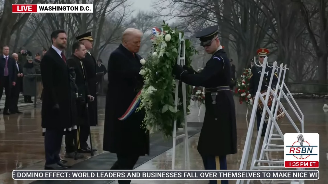 LIVE: PRESIDENT DONALD J. TRUMP HOLDS INAUGURATION EVE RALLY IN ...