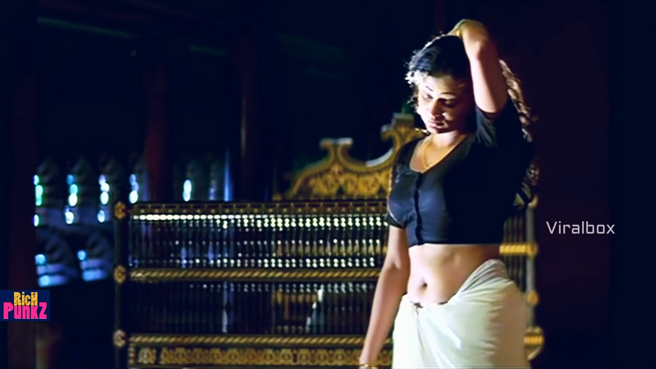 Saree Removing Pictures