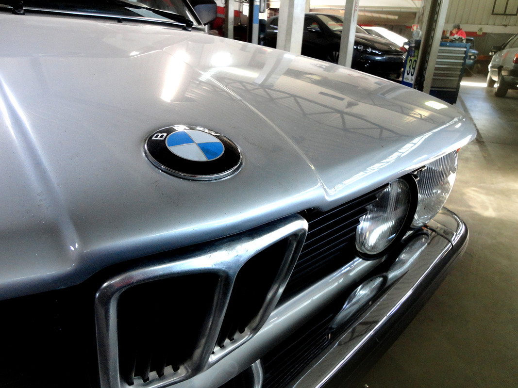 BM E21 VV1808 Bd2 — Postimages