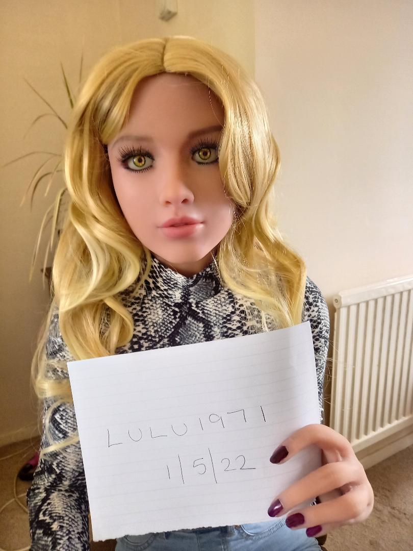 Blonde no fringe — Postimages