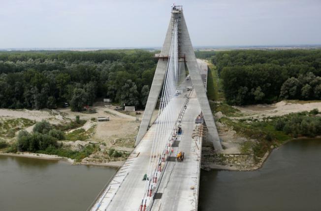 [Autocesta A5] - (gr. BiH)-čvor Sredanci-Đakovo-Osijek-Beli Manastir ...