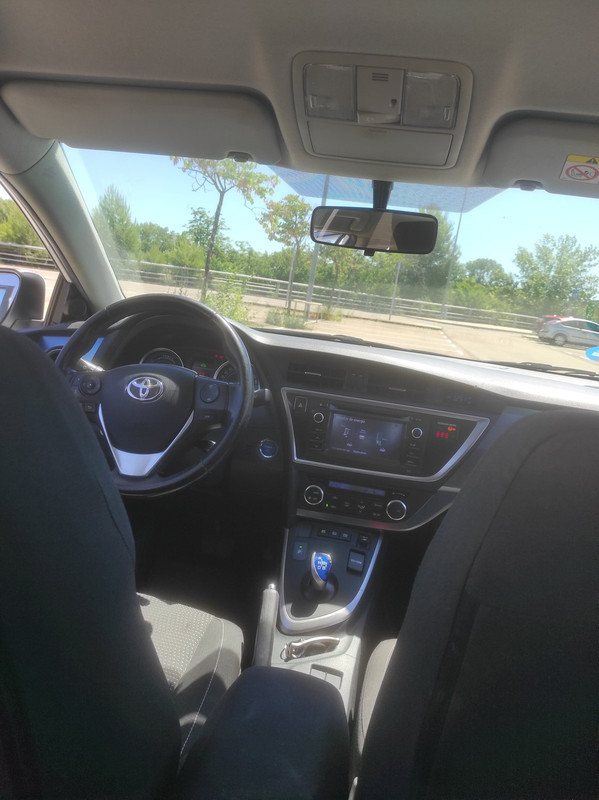 Auris 19 — Postimages