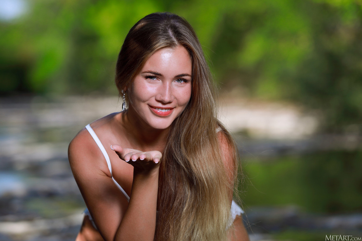 Met Art Flowing Spring Mary Rock high 0011 — Postimages