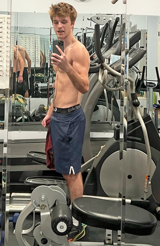 alex lange 1673159762 — Postimages