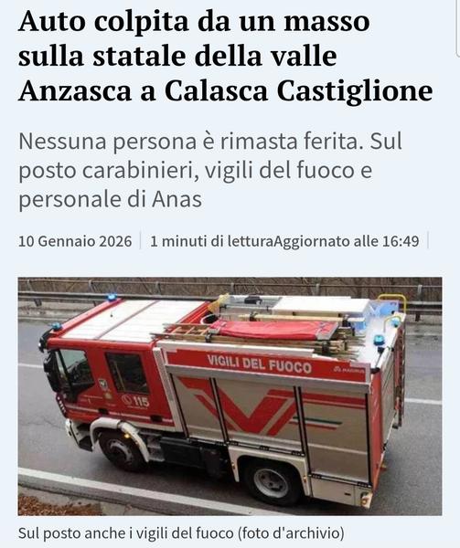 Calasca Castiglione: SS 549 Auto colpita da un masso