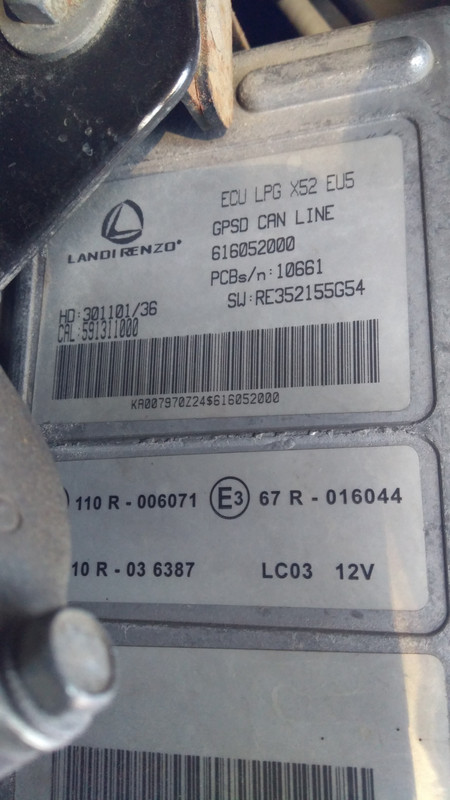 LC03 Sandero — Postimages