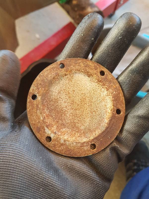 Fuel pump cleaning – Armour Adventure