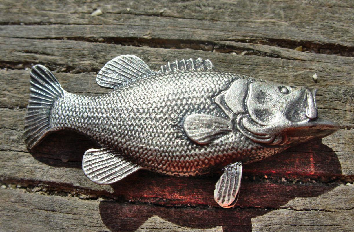 Sid Bell Bass right side — Postimages