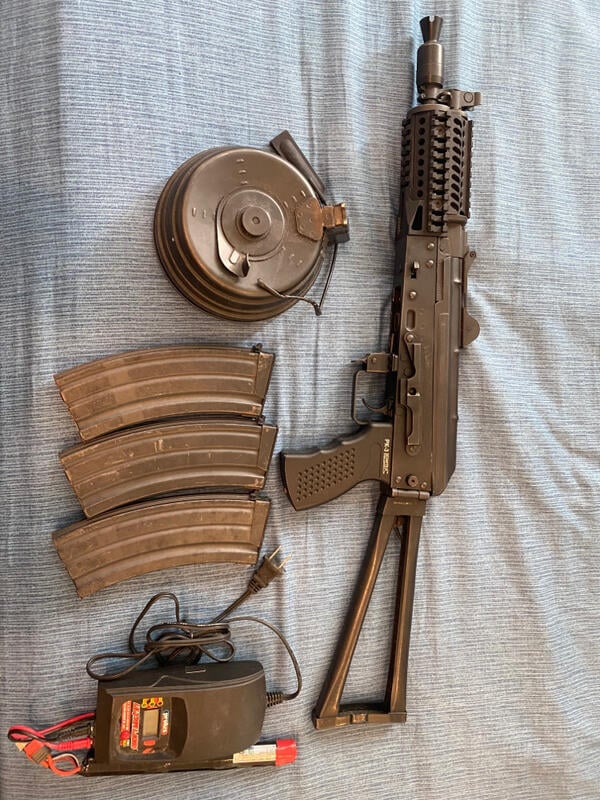 22346134079753 163 — Postimages