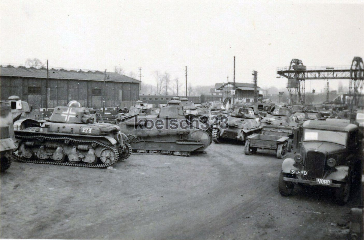 Balkenkreuz auf Char — Postimages