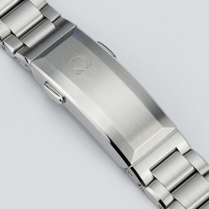 Omega Planet Ocean Ultra Deep 215 30 46 21 06 001 9 — Postimages