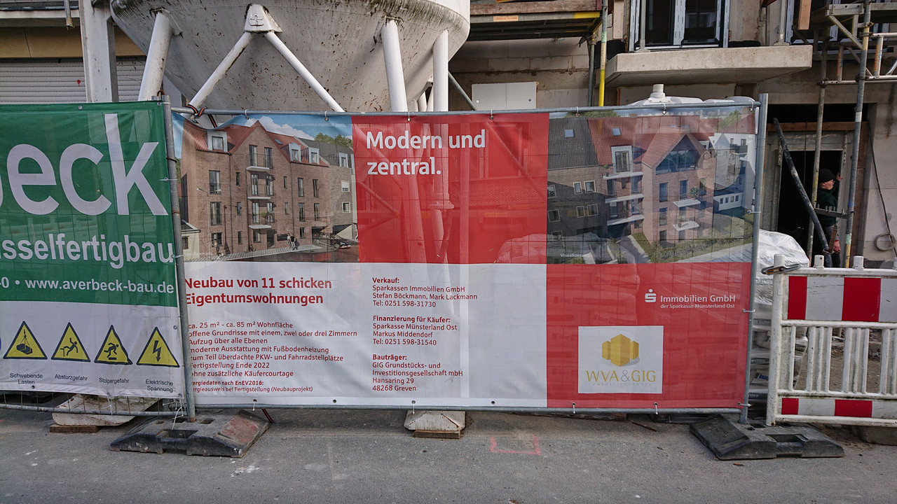 DSC 3477 — Postimages