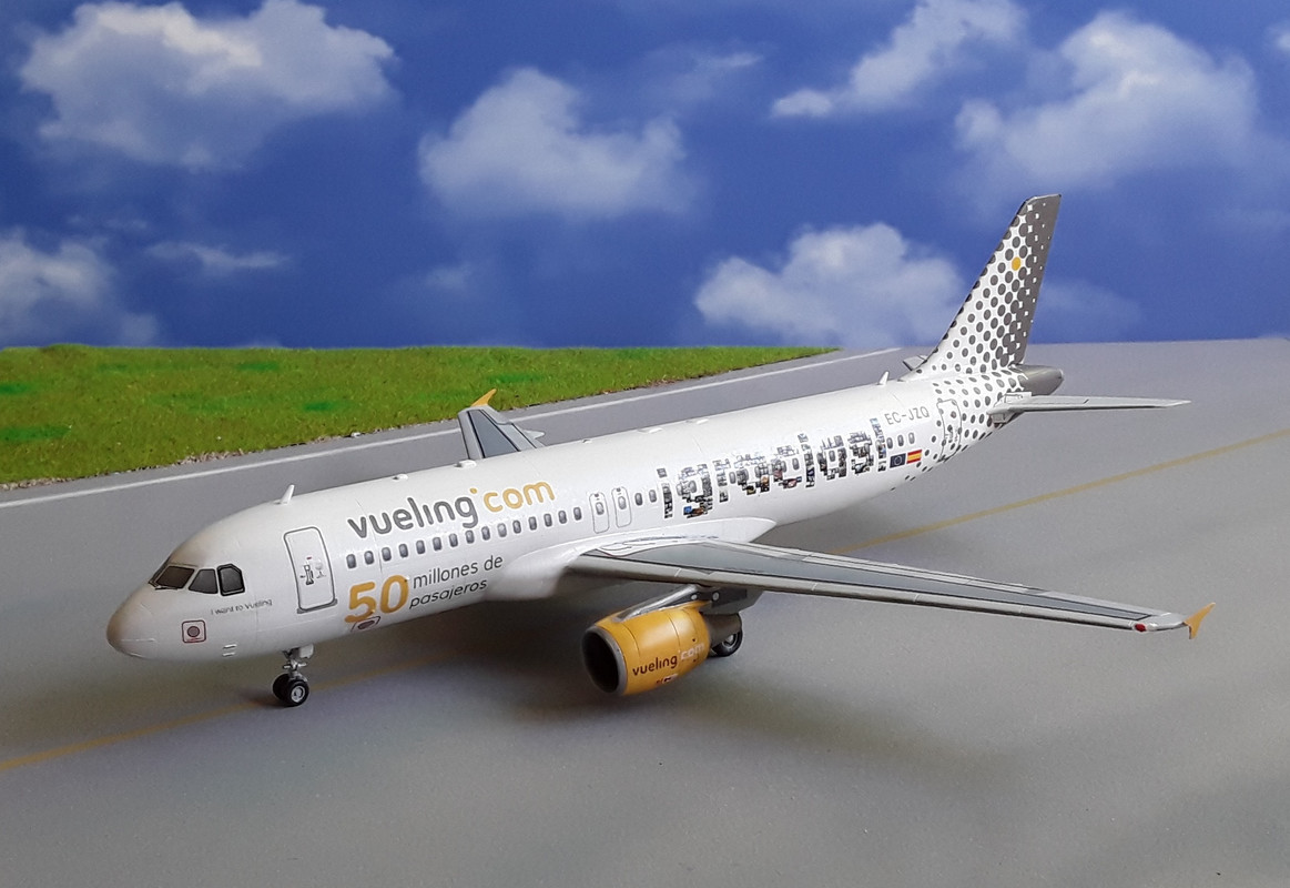 1/144 Revell Airbus A320 Vueling Gracias - Ready for Inspection ...
