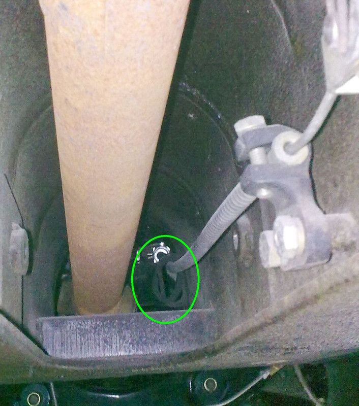 hand brake adjustment... - The 'E' Type Forum