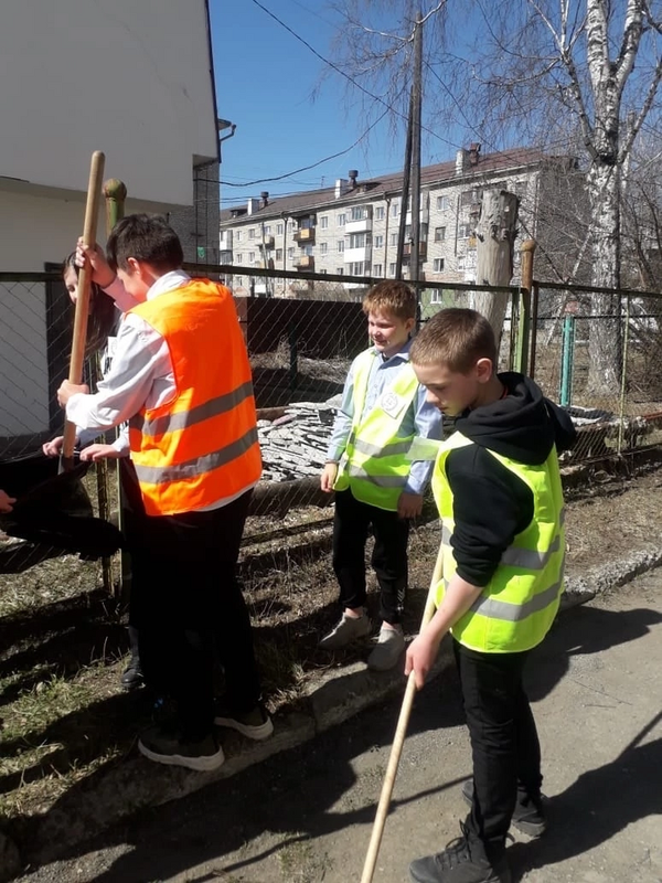 image 25 04 23 01 00 5 — Postimages