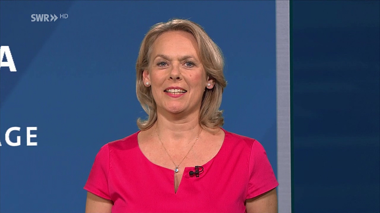 Ute Brucker ARD Extra 30 07 2020 pp 04 — Postimages