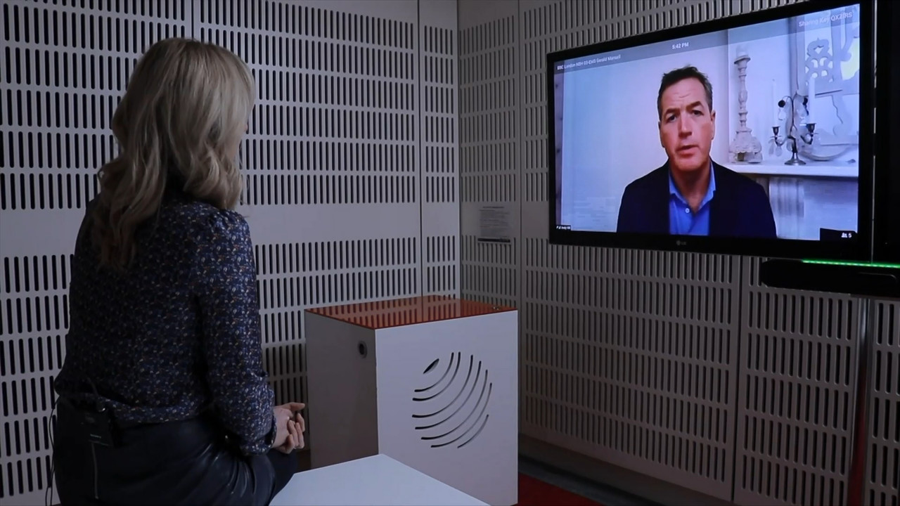 Newsnight BBC TWO HD 2020 12 08 ts snapshot 45 31 [2020 12 08 23 49 11] — Postimages