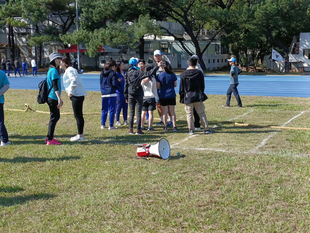 10209 0 — Postimages