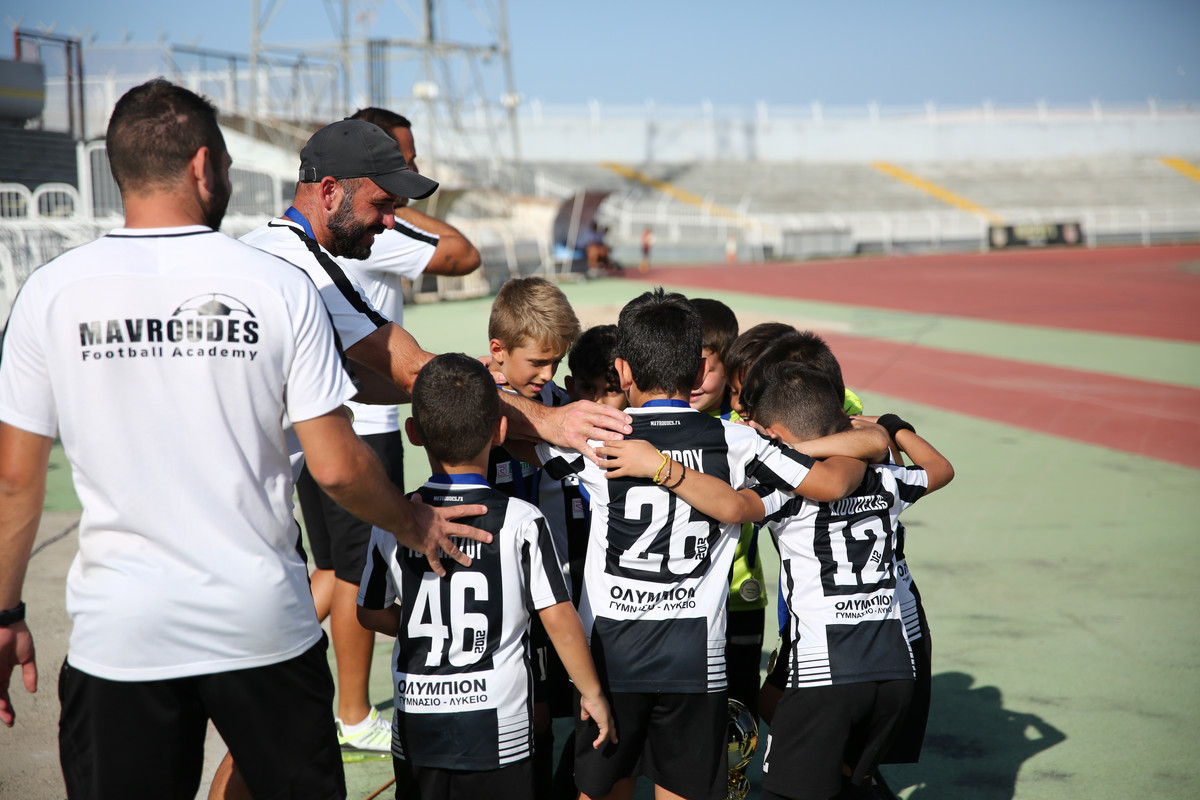 VIC 5499 — Postimages