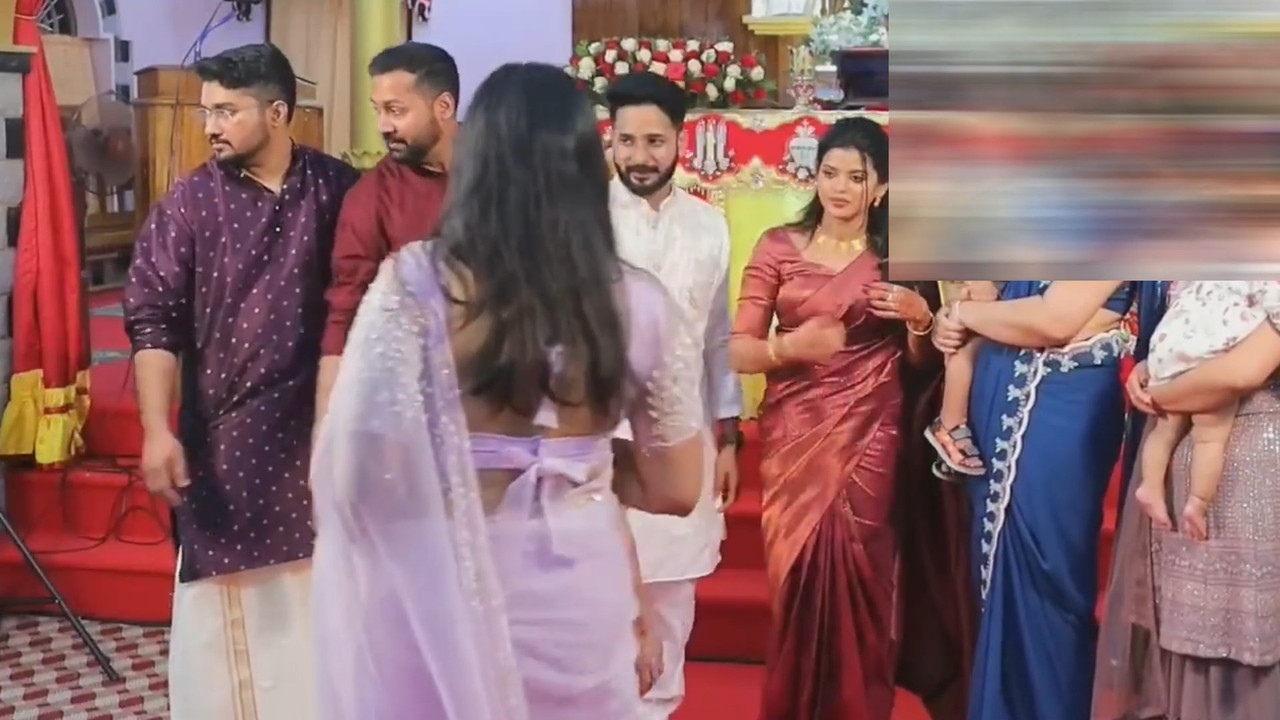 Sexy malayali lady's tummy and hip in wedding mov snapshot 00 09 586 — Postimages