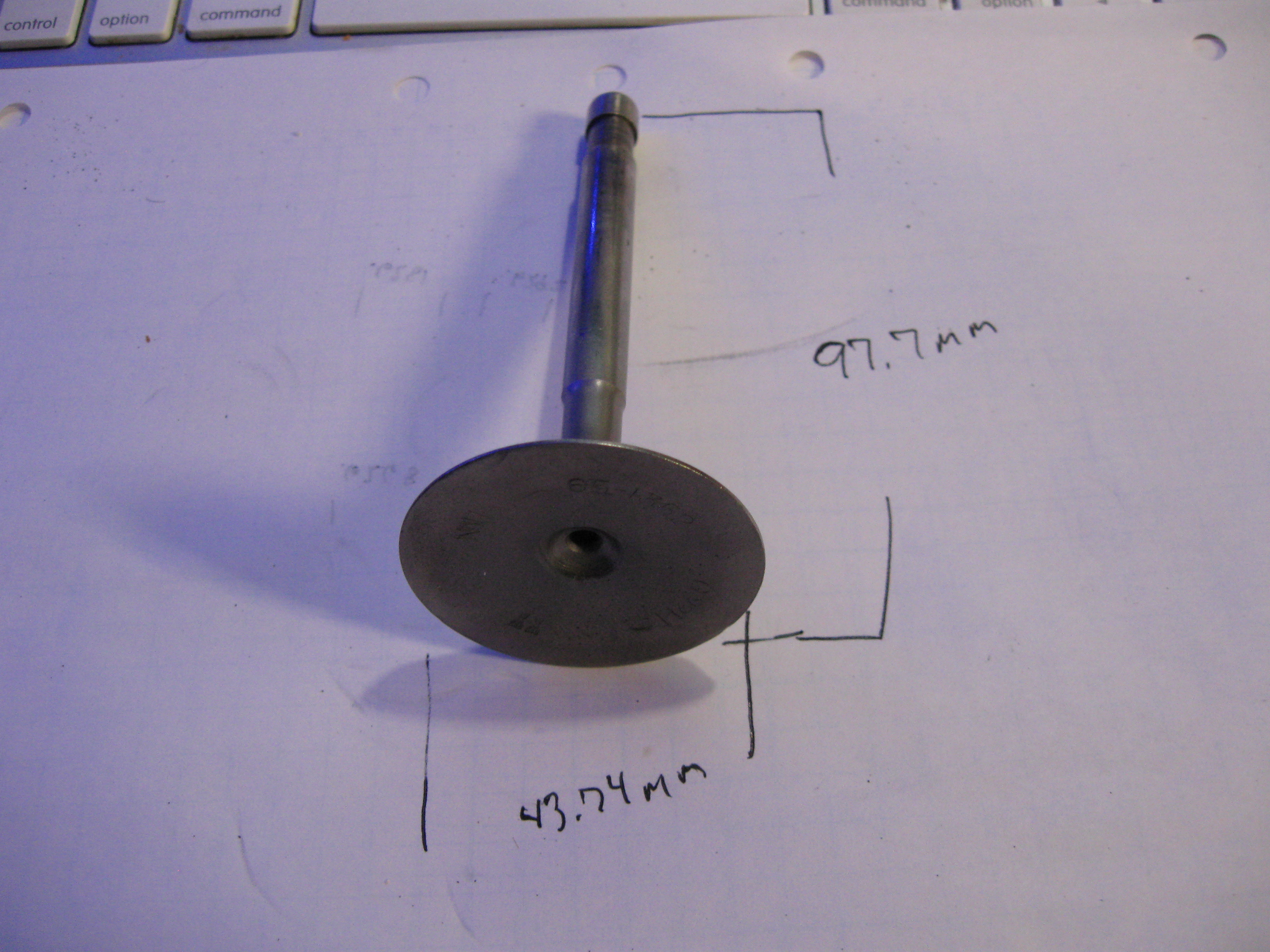 65 1352 Intake Valve OEM 3 — Postimages