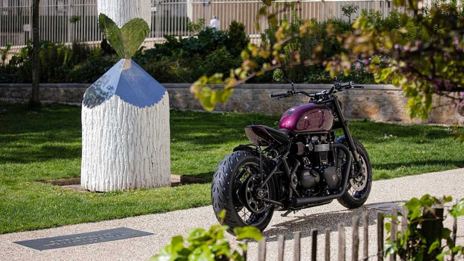 fcr original triumph bobber graphic bobber 2 — Postimages