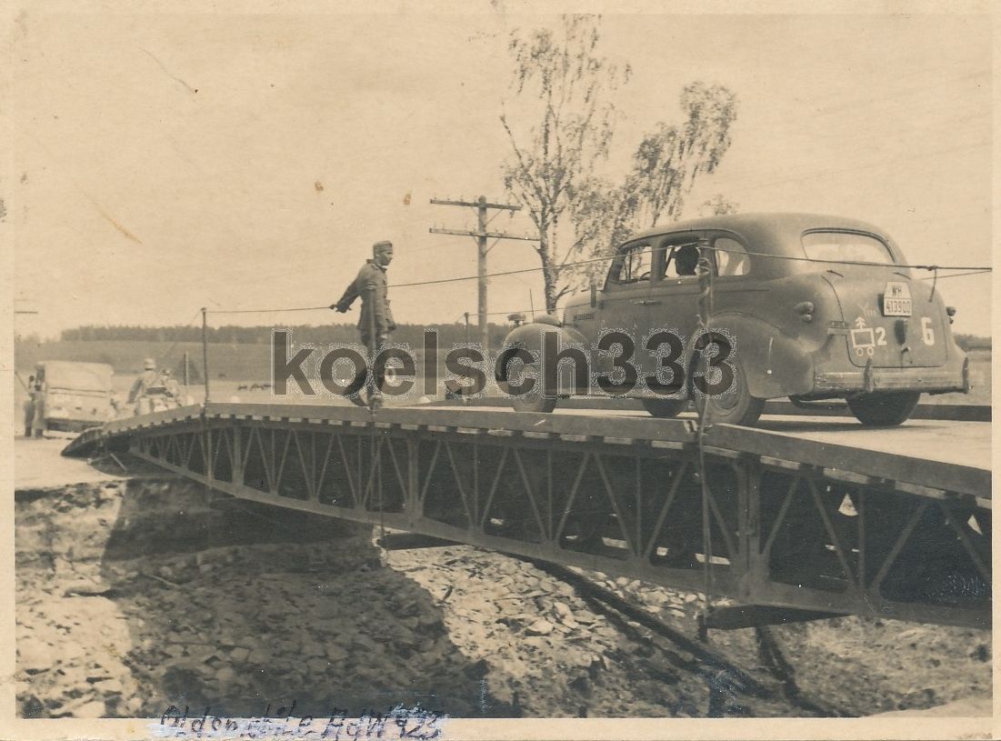Oldsmobile PKW General Pfeiffer Kfz Kennung 10 Panzer Div — Postimages