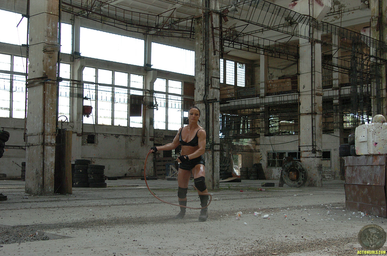 actiongirlslitadestroyer036 — Postimages