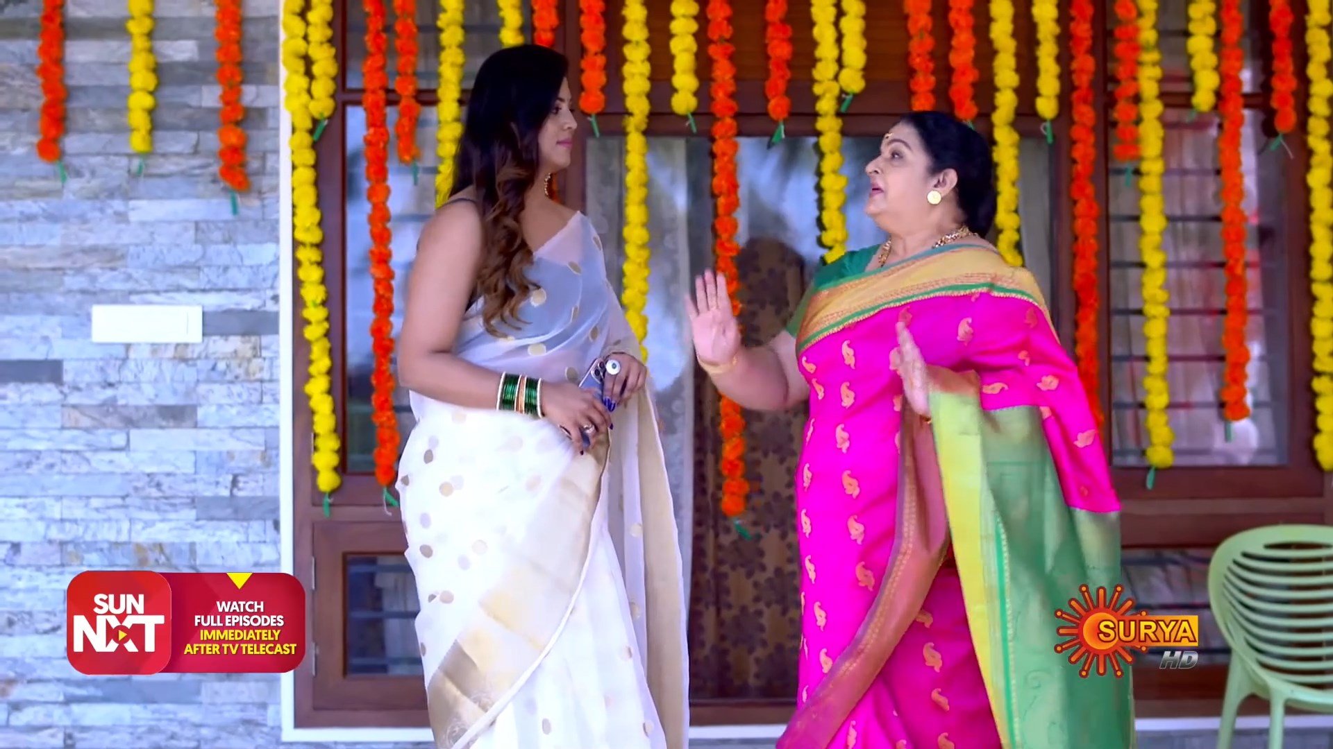 Sexy Iniya in transparent saree shwoing navel mkv snapshot 00 10 458 ...