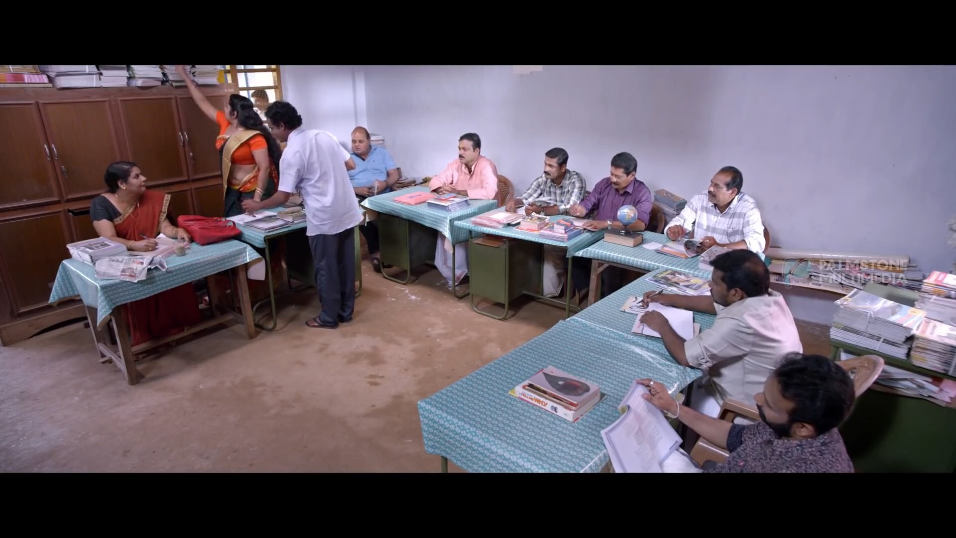 Jipsa Beegam Sexy Navel in Saree mp4 snapshot 00 35 273 — Postimages