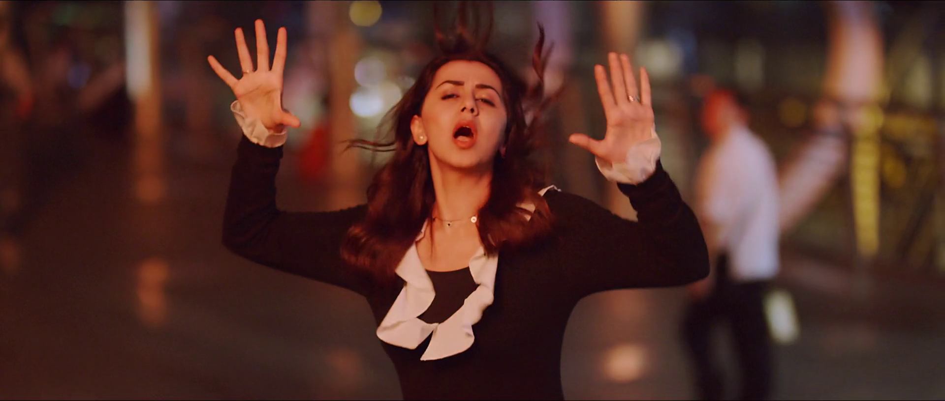 Nikki Galrani [ SNAP] Chellaperu Rajavamsam (23) — Postimages