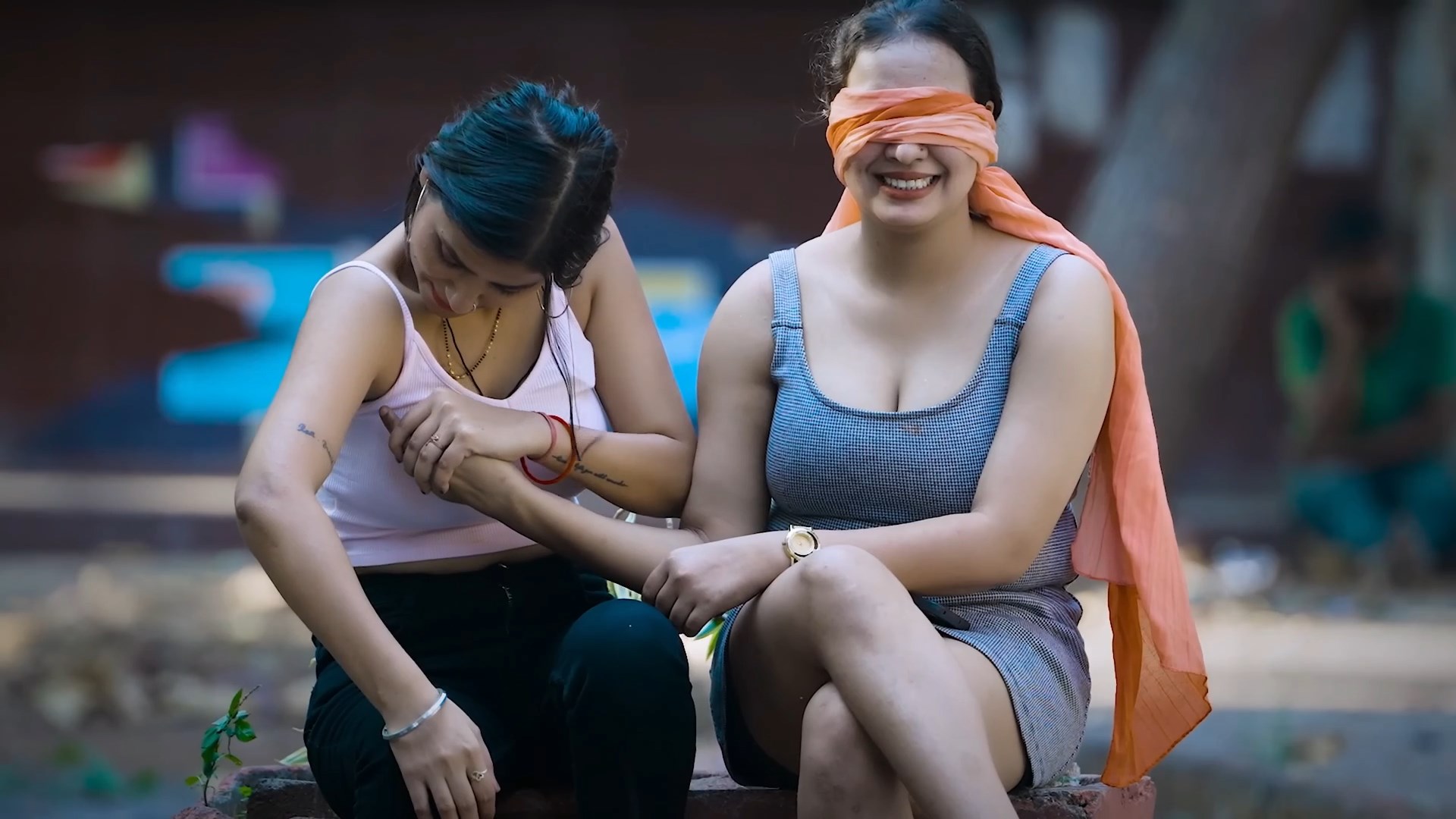 Busty girl prank game mp4 snapshot 00 01 109 — Postimages