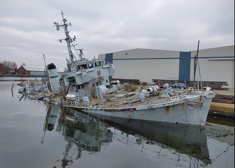 HMS Bronington’s former glories decrepit and submerged in Birkenhead ...