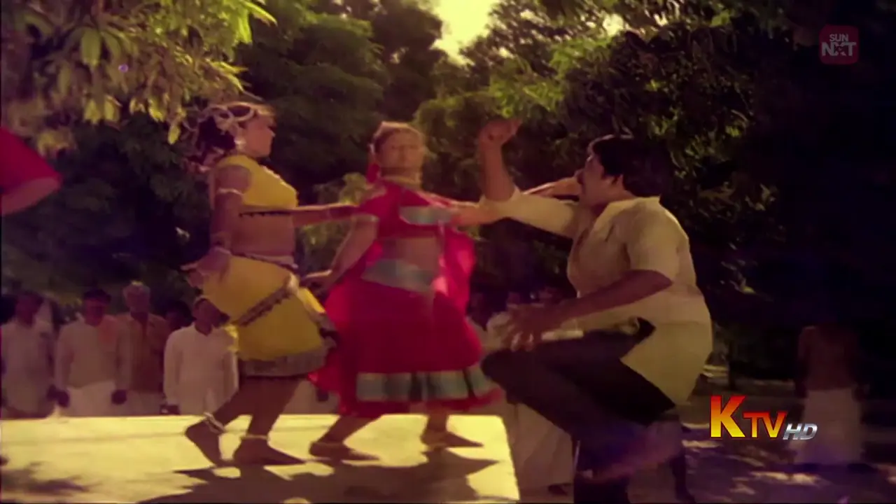 f 220 — Postimages