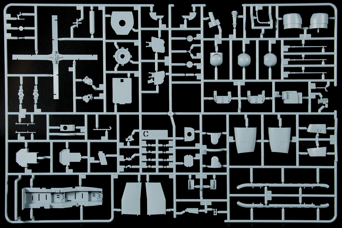 Academy AH 1 Z Sharkmouth Zulu Viper Sprue C (1) — Postimages