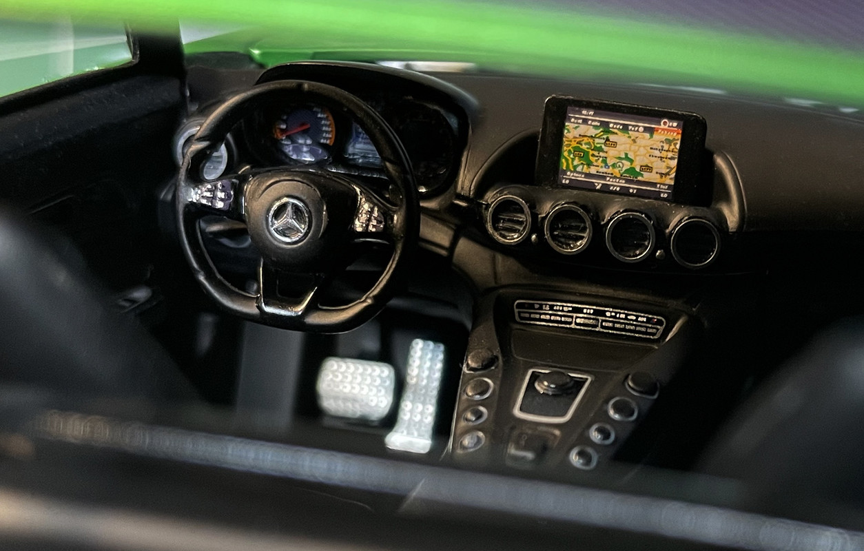 09 Interior — Postimages